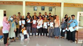 Depag Serahkan Sertifikat Halal